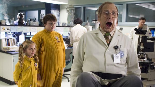 Zoom (2006) - Peter Hewitt | Cast and Crew | AllMovie